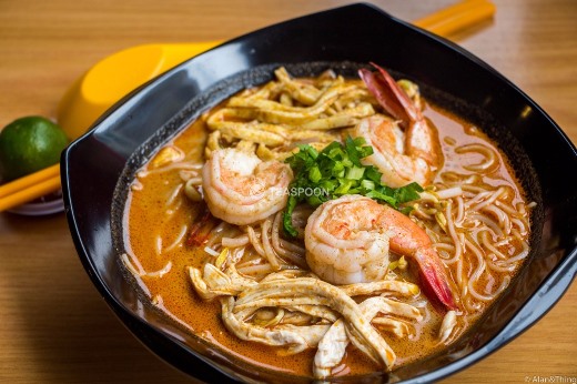 【Biggest Bowl of Laksa in Kuching!!】 - Teaspoon