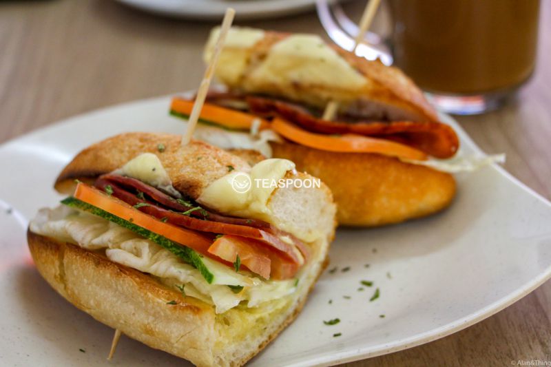 【Munch Cafe: The One Stop for Breakfast & Lunch!】 - Teaspoon