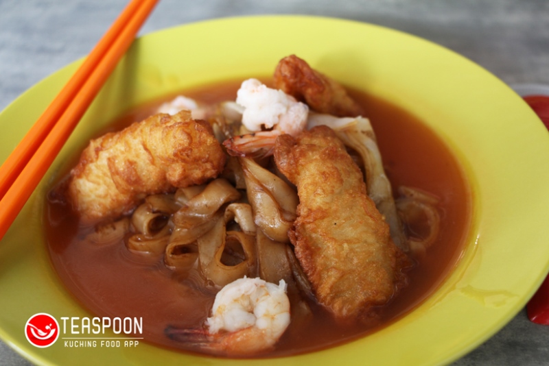 【Kuching Must Eat】Tomato Kueh Tiaw with Fried Fish Fillet - Teaspoon